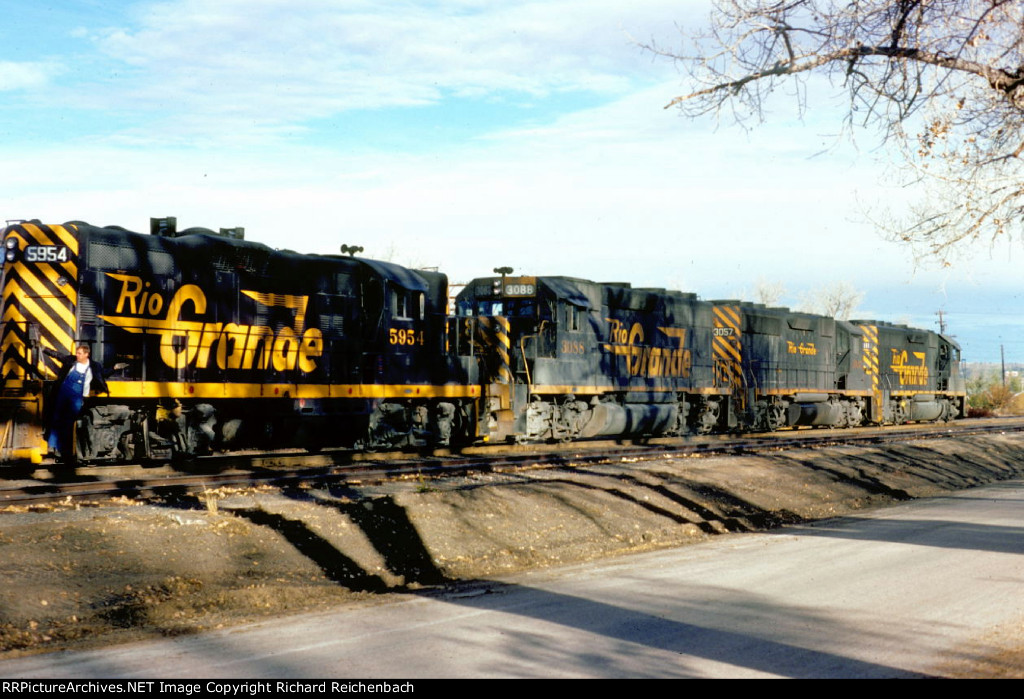 DRGW 3111-3075-3088-5954